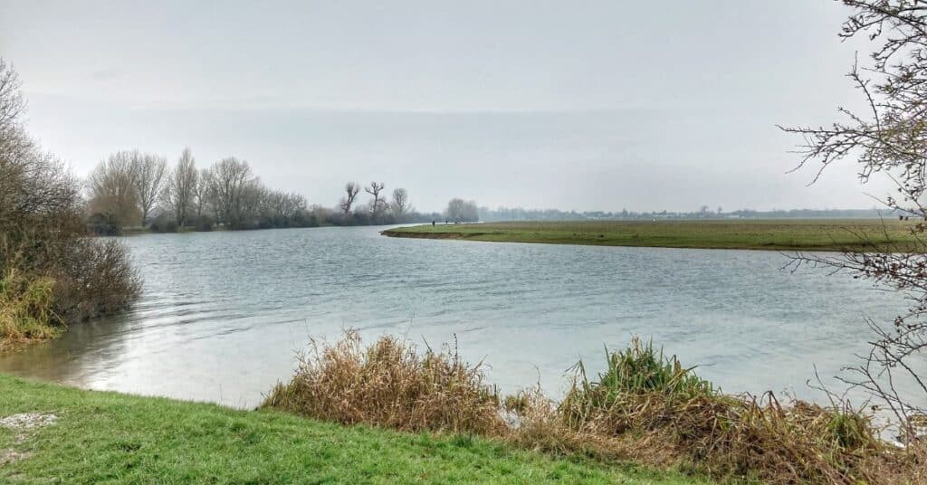 Oxford Thames Path Walk - Complete Guide & Map - The Flamingo Hiker