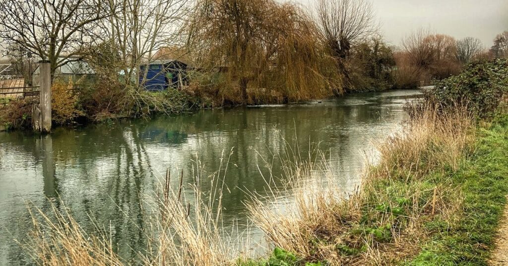 Oxford Thames Path Walk - Complete Guide & Map - The Flamingo Hiker